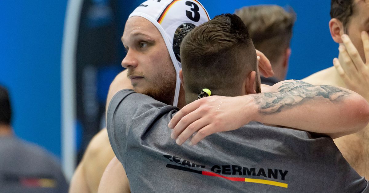 Romania and Germany romp into men’s World Cup finals