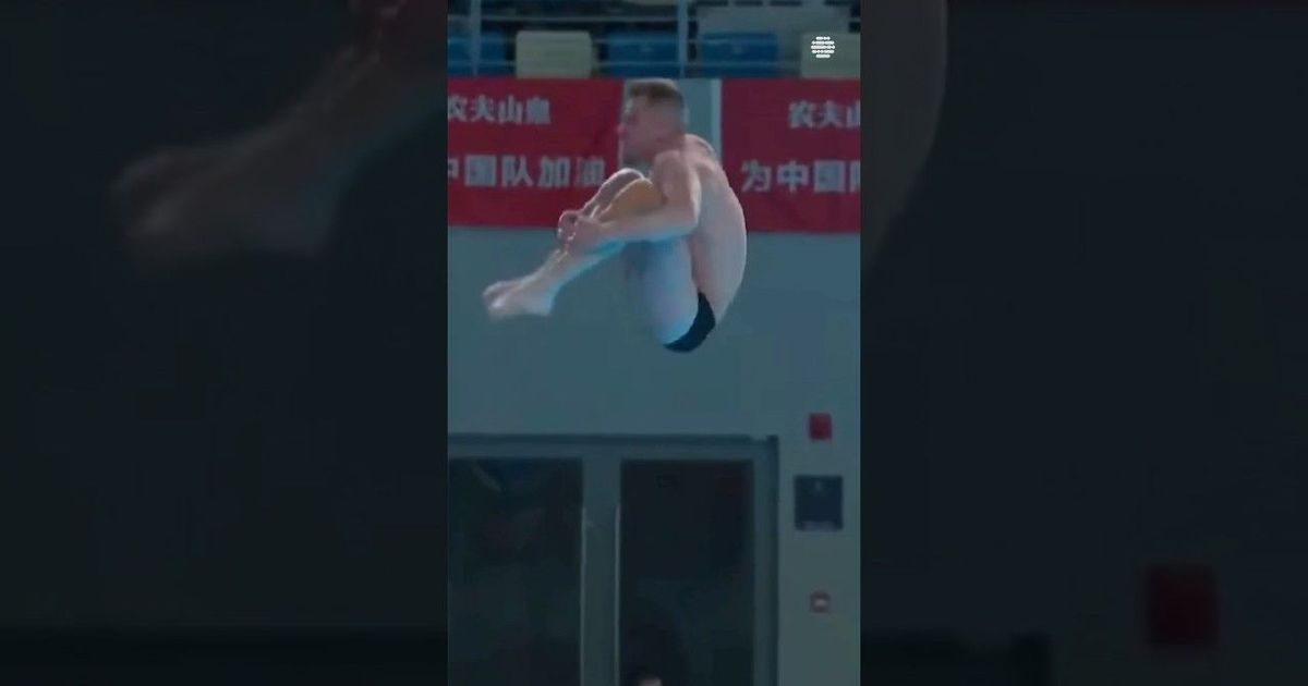 Timo Barthel - Perfect Slow Motion Dive #TimoBarthel #diving #diver # ...