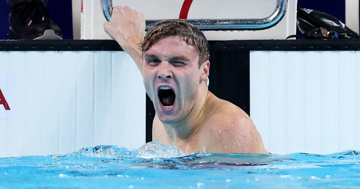 USA's Bobby Finke sets men's 1500m freestyle World Record, wins gold on ...