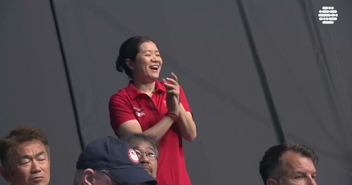 Watch Olympic silver medalist Chen Yuxi's stunning 10m dive securing ...