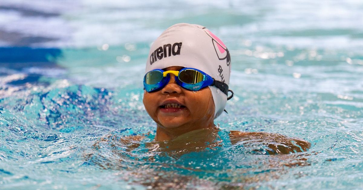 Swimming legends inspire future champions at the World Aquatics ...